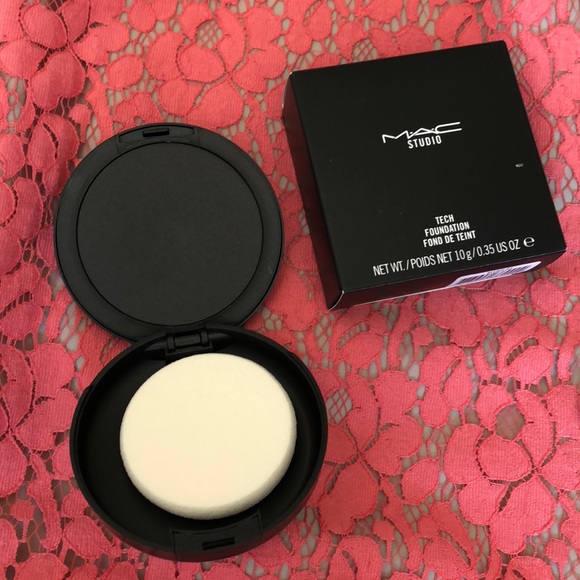 MAC Cosmetics | Makeup | Mac Stufio Tech Foundation Nw44 New | Poshmark